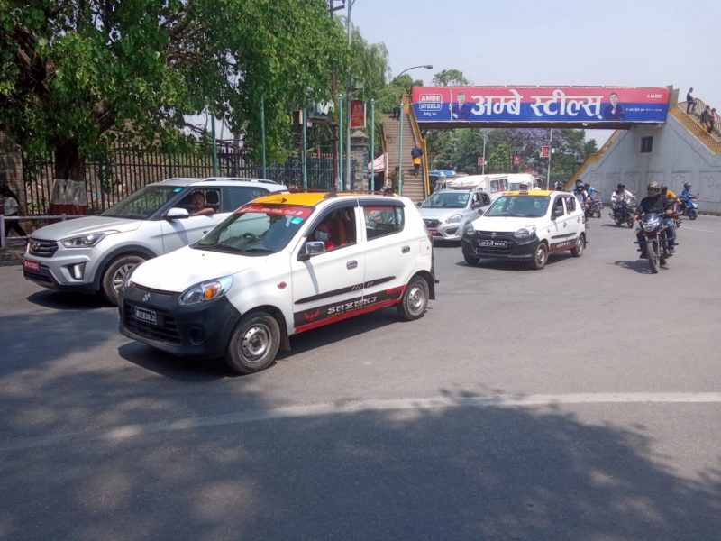 प्रदेश सरकारद्वारा नयाँ ट्याक्सी भाडादर लागू, विद्युतीय ट्याक्सीमा ५० रुपैयाँ फ्लाग डाउन - Nepal ...